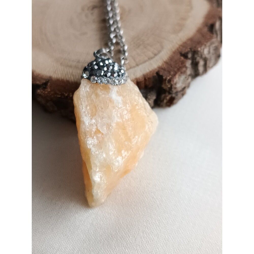 Anka Gemstone Kayaç Halde Kalsit Taşı Doğal Taş Kolye - shopsa.com.tr