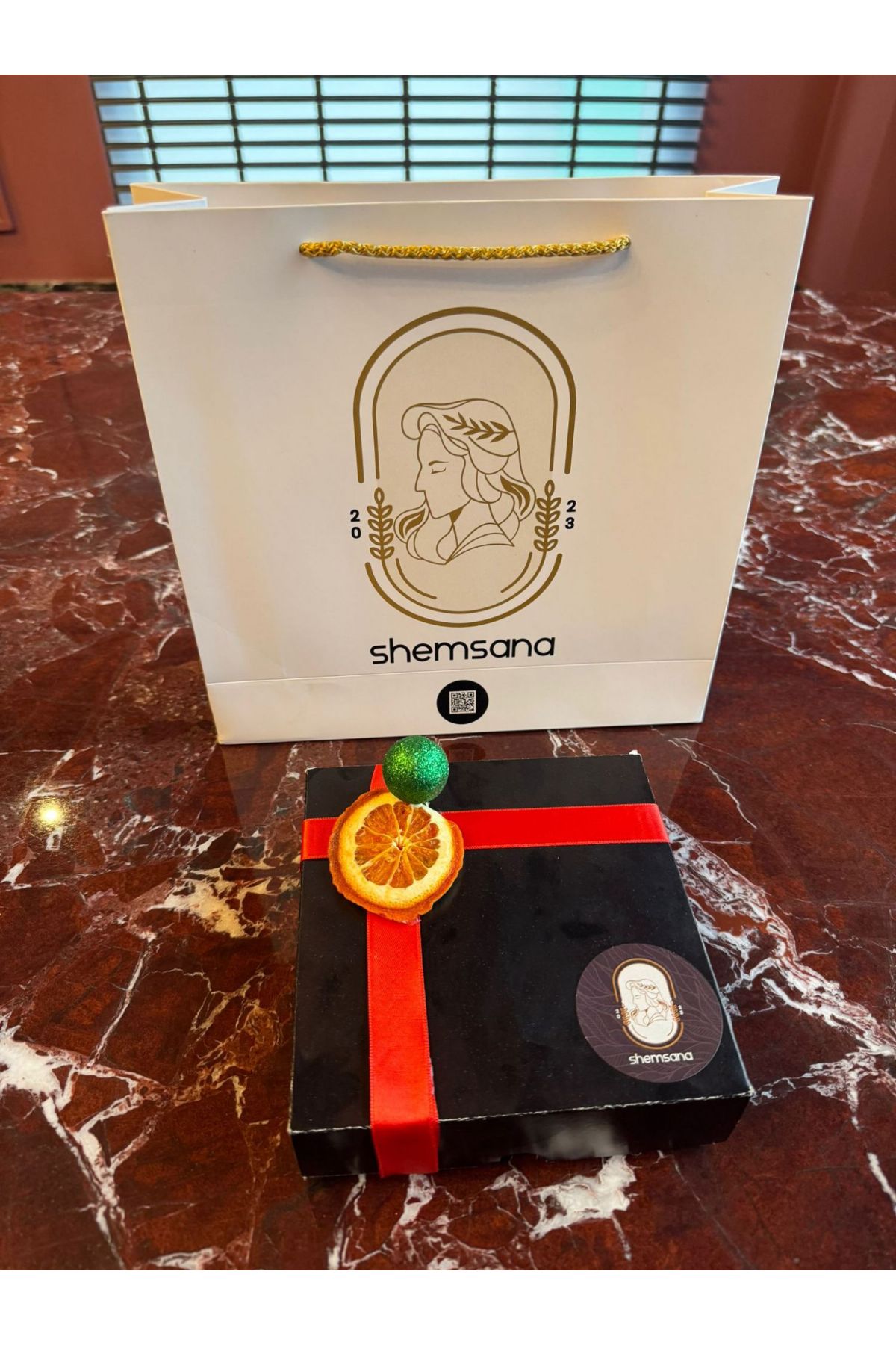 Shemsana Yılbaşı Mix Hediye Paketi 4’lü Kurutulmuş Meyve - shopsa.com.tr