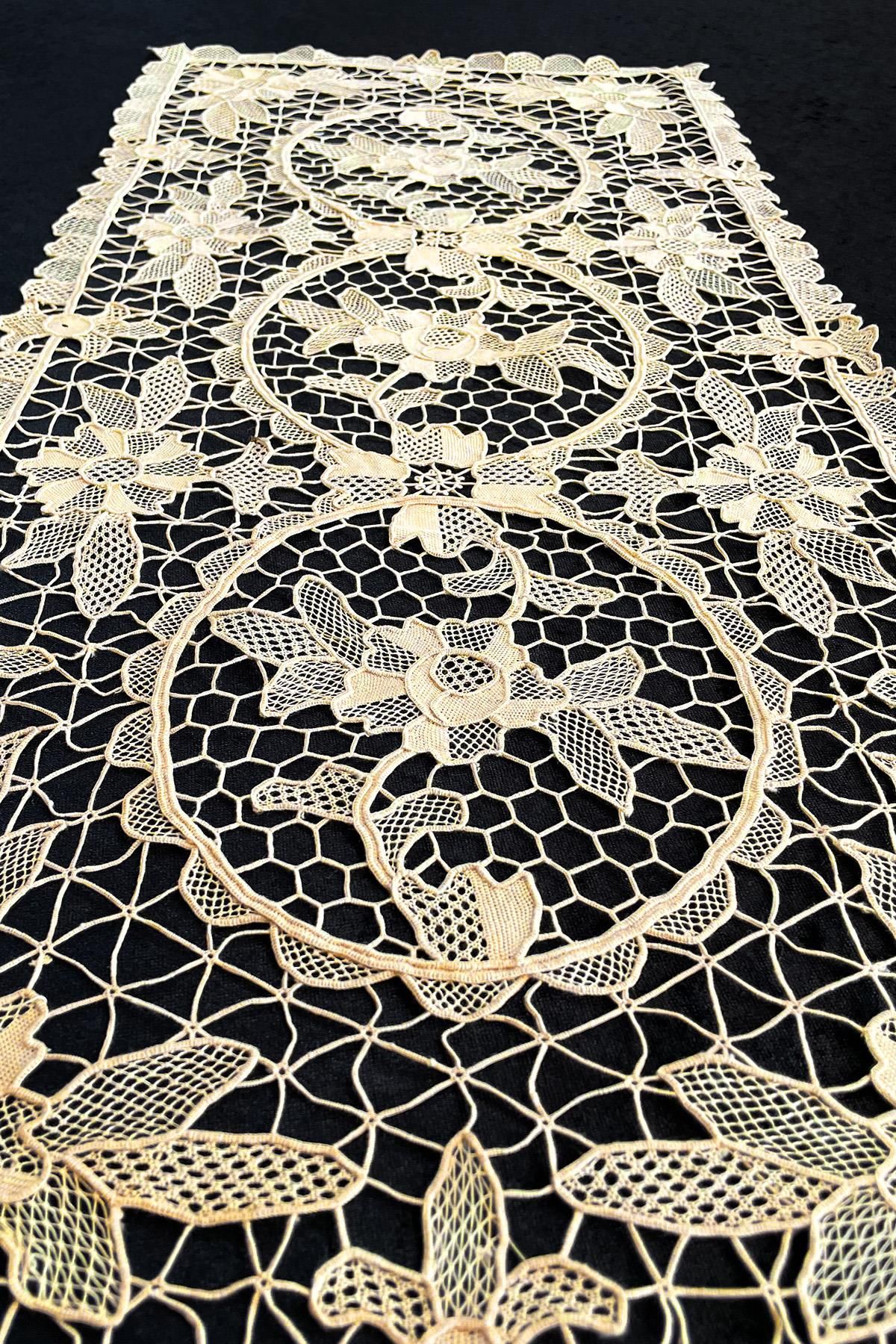 El İşi Dantel Angles Runner 40x90 cm - shopsa.com.tr